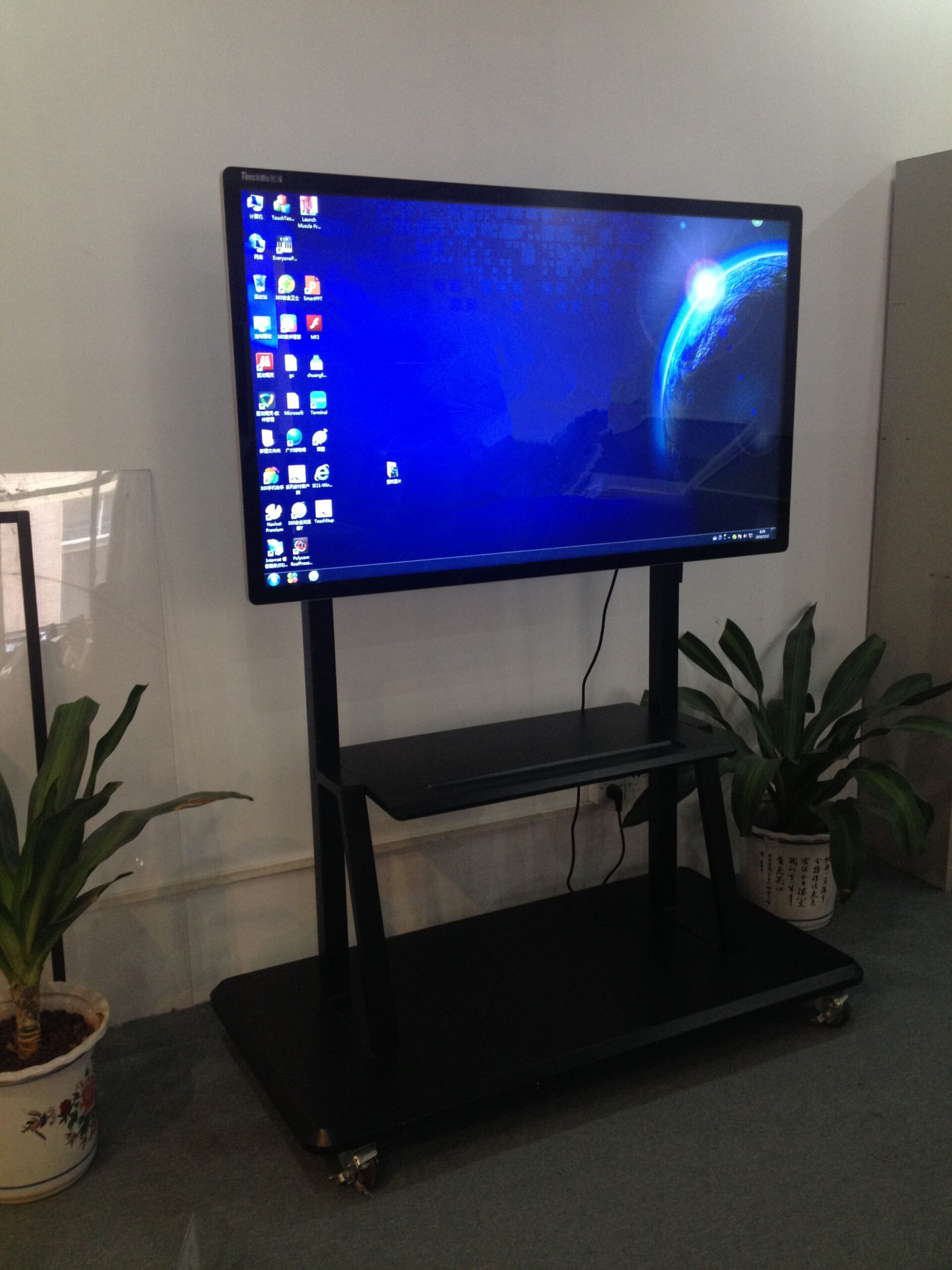 One-Stop Touch Screen Monitors & Kiosks Manufacturer | Touchwo