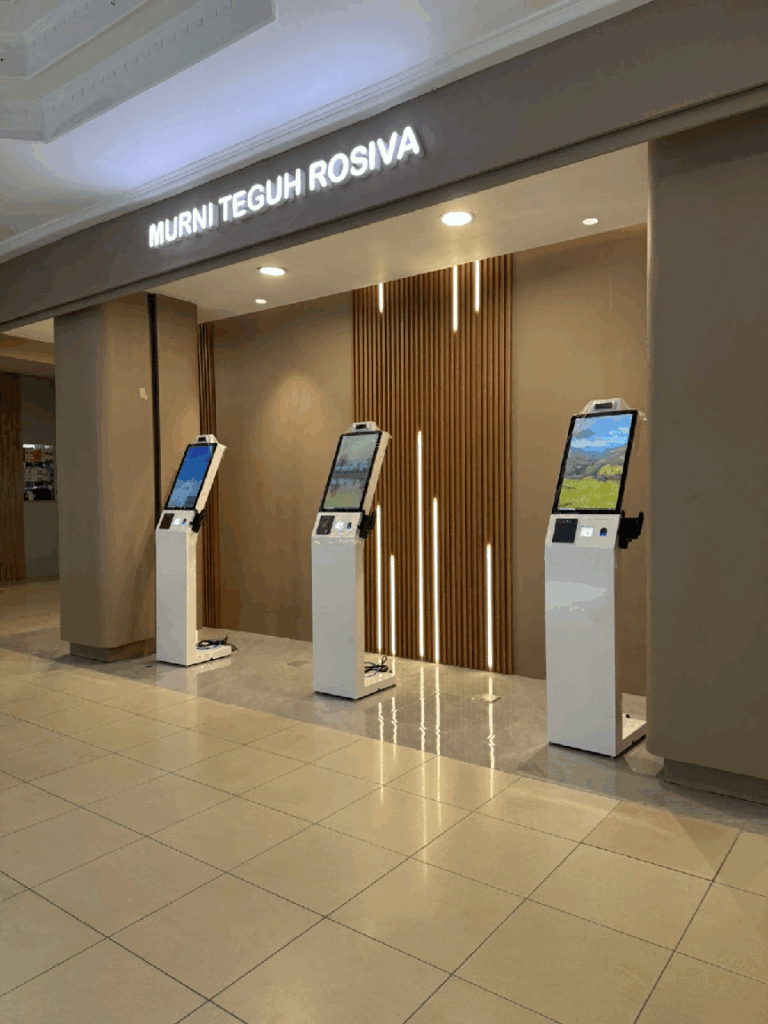 Smart Self-Service Kiosk for Maternal and Child Hospitals - TouchWo